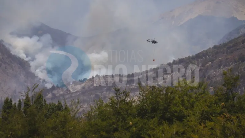 El Bolsón: se desarrollan las tareas para el control total del incendio
